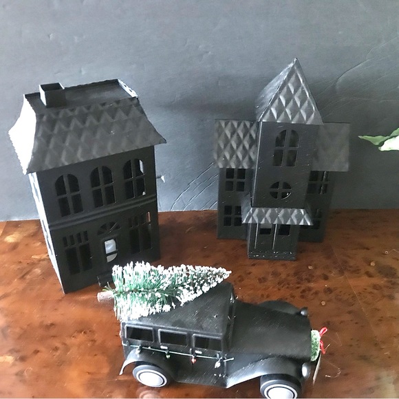 WONDERLAND | Holiday | Three Piece Target Wonderland Christmas Village ...